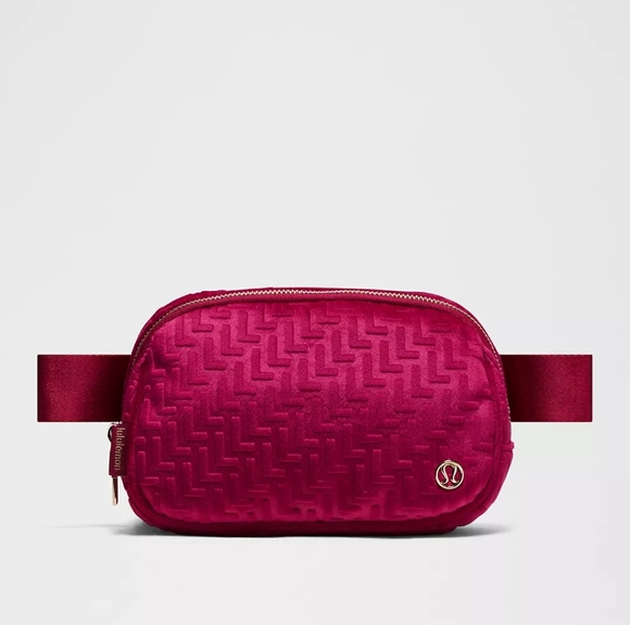lululemon athletica | Bags | Nwt Lululemon Everywhere Belt Bag L L ...